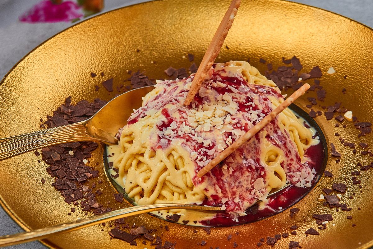 14 Ice Creams From Around The World You Need To Try